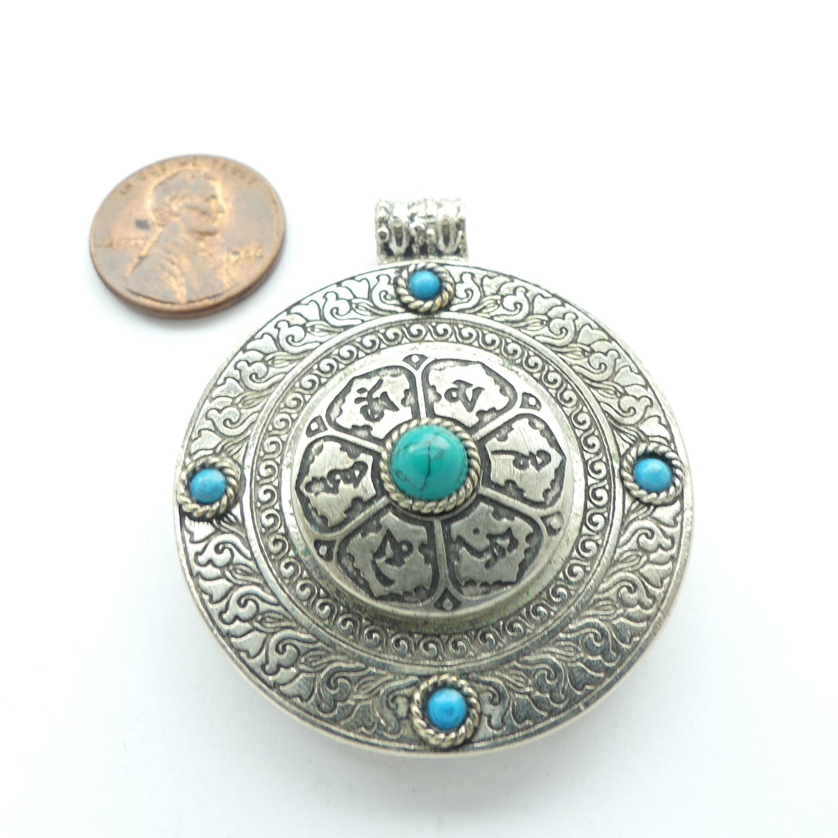 Himalayan, Om Mani Padme Hum Pendant with Spinning Prayer Wheel, 40mm ...