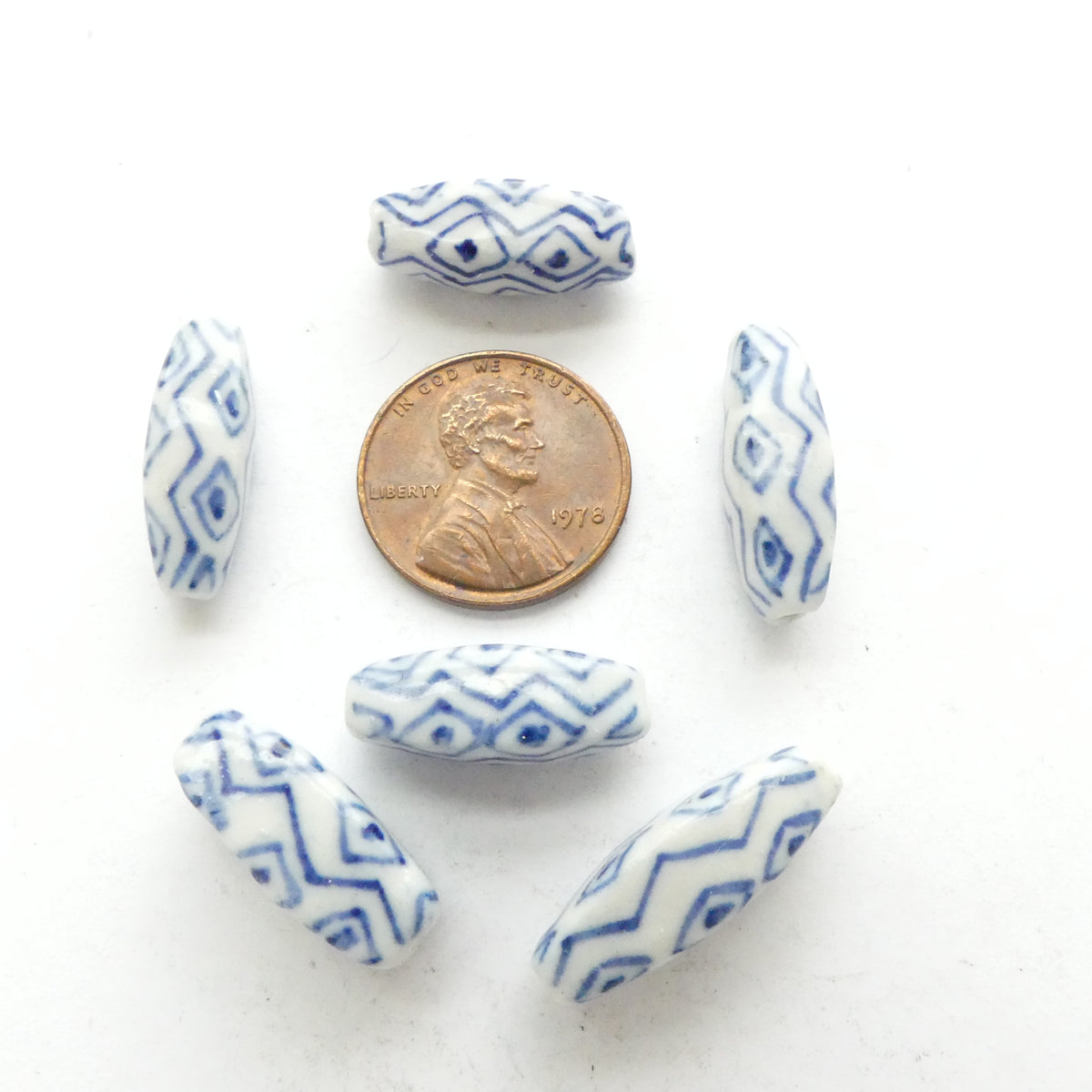 Blue & White Porcelain, 4-Sided Bicone with Geometric Design, 22x7mm ...
