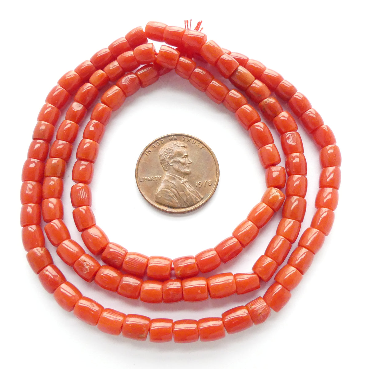 Coral, Himalayan, Graduated Short Barrels, 15" Strands – Beadazzled.com